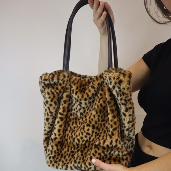 Vintage | Bags | Vintage 9s Fuzzy Cheetah Print Bucket Bag | Poshmark